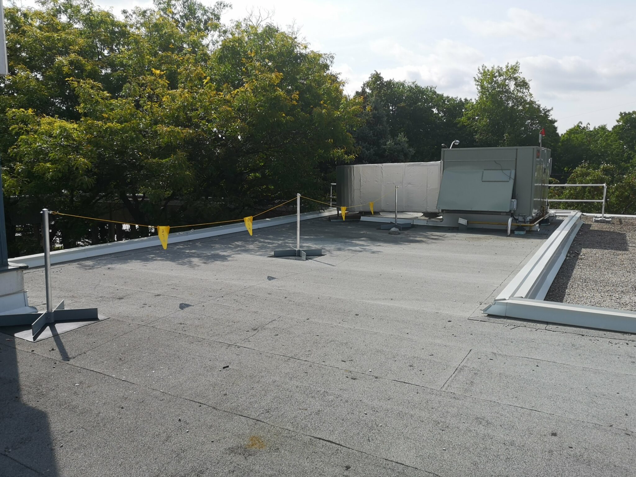 Rooftop Guardrail Systems | Canada | Liftsafe Fall Protection Division