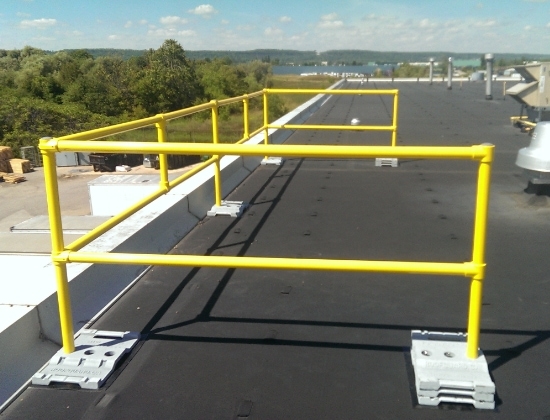 Roofguard Rooftop Guardrail | X-Press Series