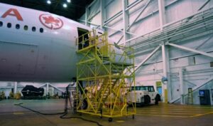 Aircraft Maintenance Platforms and Ladders | Canada | Liftsafe Fall ...
