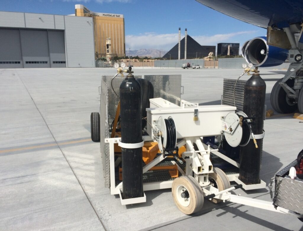 Aircraft Wheel & Brake Service Carts Canada | Fall Protection